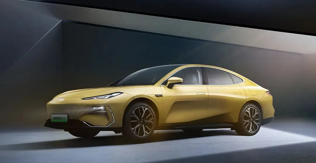 吉利银河 E8 全球预售启动，首发45英寸智慧霸屏，最高续航665KM - 牛新网